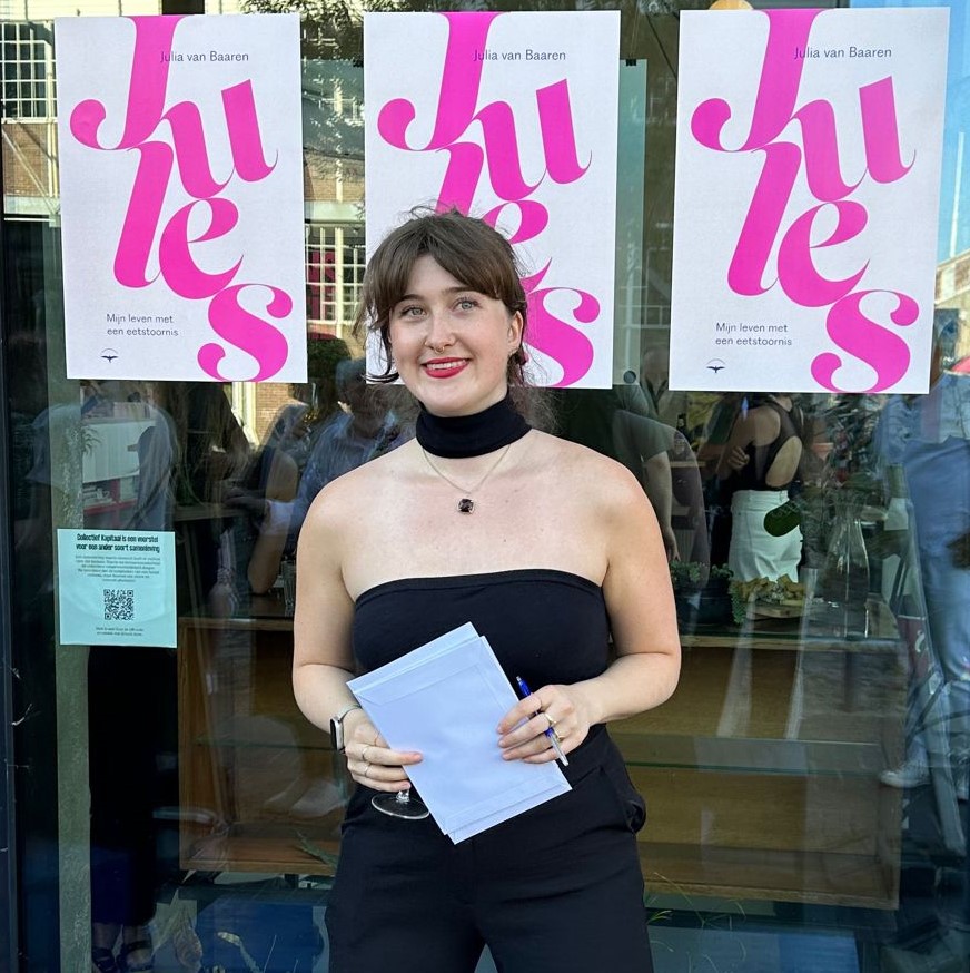 TNS Alumni Stories| Schrijver Julia van Baaren
